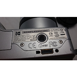 Kodak Easyshare Z650 6 MP Digital Camera with 10xOptical Zoom and Easyshare Printer Dock (Series 3)