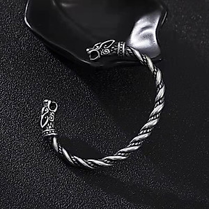 TURTLEDOVE Viking Wolf Fenrir Bangle – 2 PCS Stainless Steel Norse Scandinavian Torc – Rune Bangle Bracelet