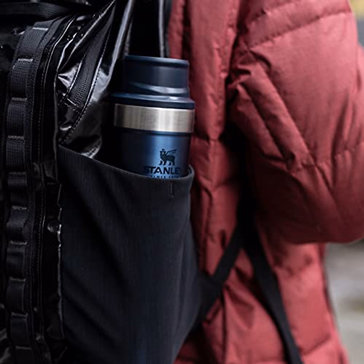 STANLEY Trigger Action Travel Mug 0.35L / 12OZ Hammertone Green – Keeps Hot for 5 Hours - BPA-free Stainless Steel Thermos Travel Mug for Hot Drinks - Leakproof Reusable Coffee Cups