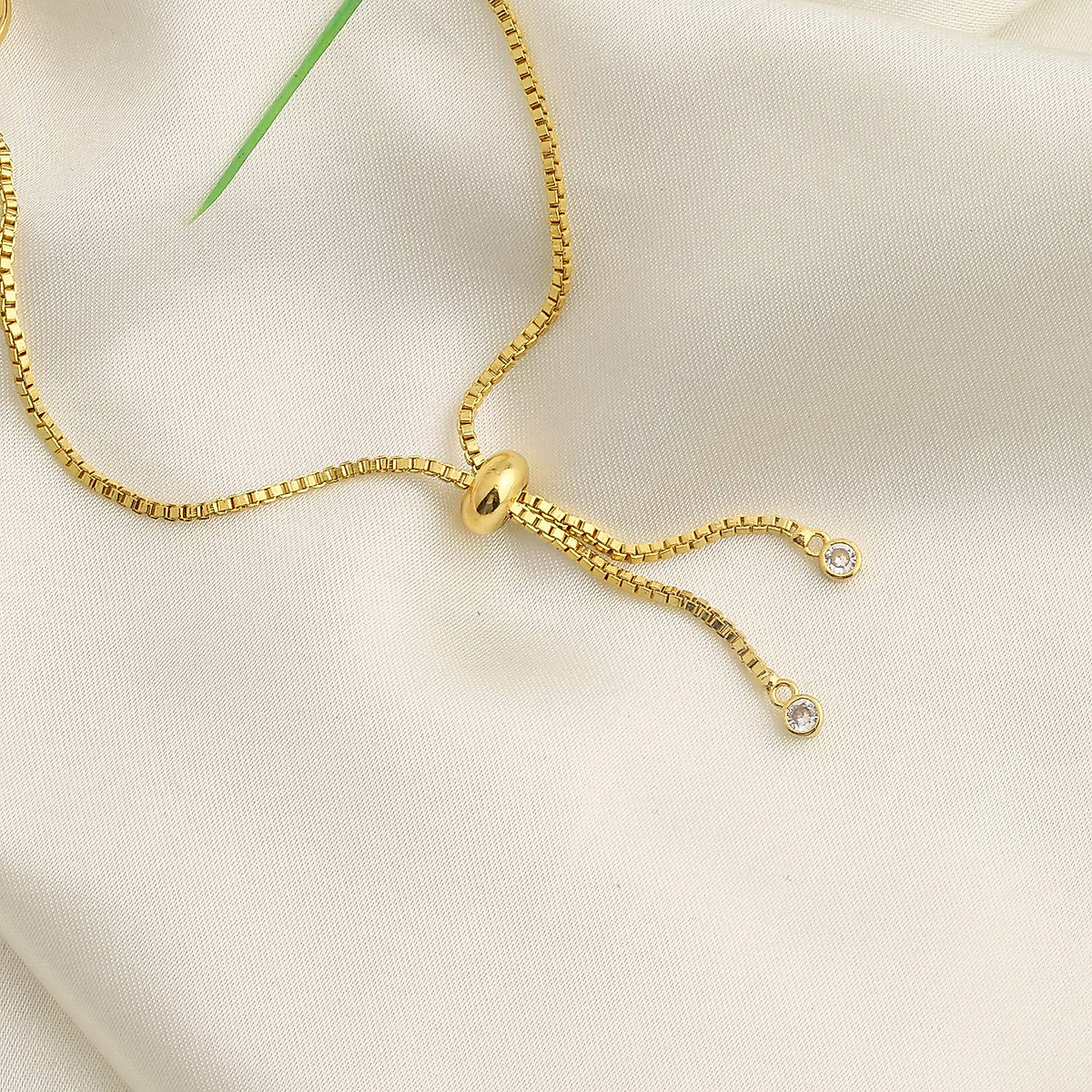 MYOSPARK Stethoscope Adjustable Chain Bracelet Medical Jewelry Gift For Doctor Nurse Medical Student (stethoscope bracelet gold)