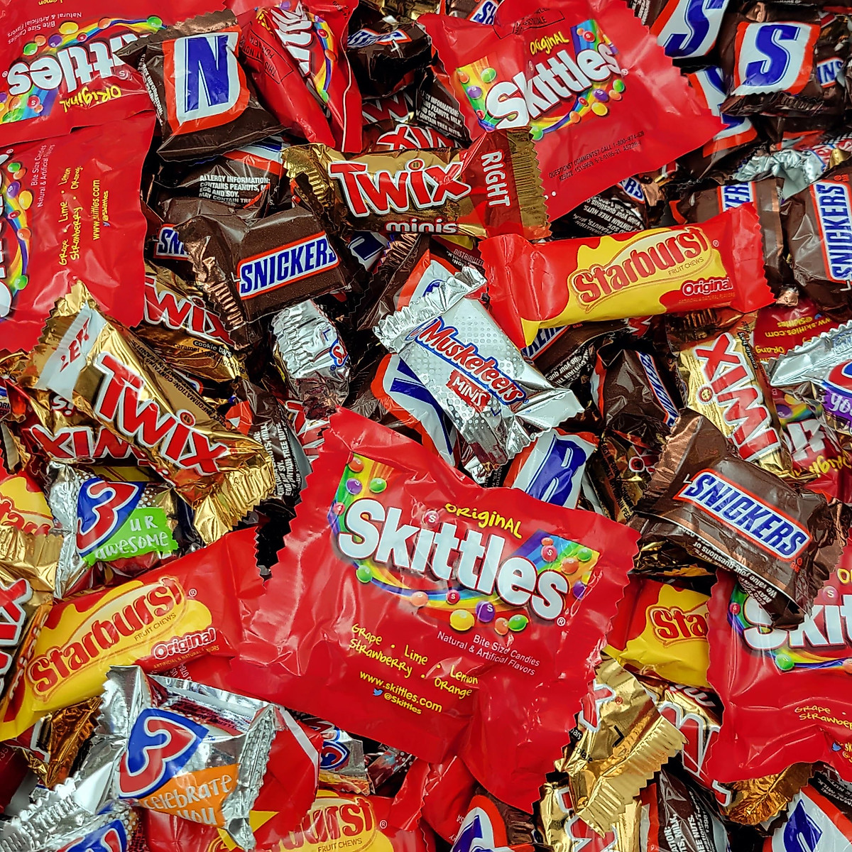 Party-Perfect Mars Candy Variety Pack - 100pcs. of Skittles, Starburst, Twix, 3Musketeers and Snickers Minis - Individually Wrapped Bulk Assortment (2 Pounds)