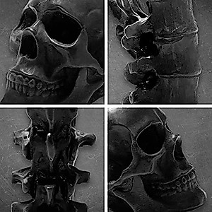 ASTROCUS Gothic Candle Set - Black Skull Candle - Spine Candle - Gothic Halloween Decor Interior - Black Gothic Candle - Horror Decor - Spooky Bathroom Decor - Black Candle