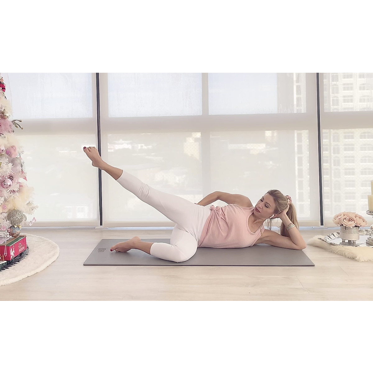 TANGOFLEX: HOLIDAY EDITION - Complete full body, core strength, stretch & cardio workouts