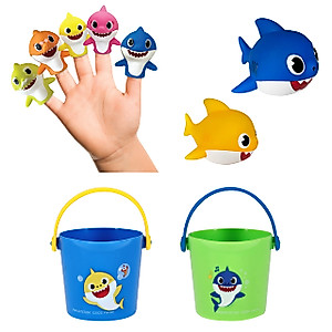 Nickelodeon Pink Fong Baby Shark Bath Toys Set for Children's Tub Time - Cups, Finger Puppets, and Bath Squirters, Blue/Green, 9 Pieces