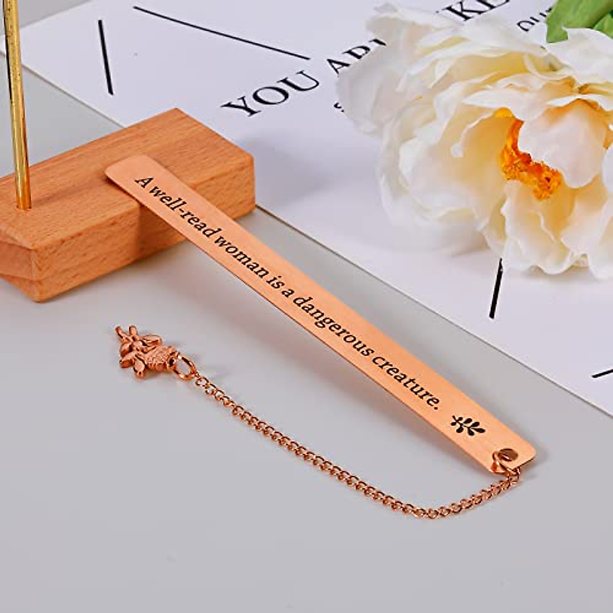 Bookmark Gift for Woman Book Lovers Inspirational Graduation Birthday Valentine Gift for Female Friends Wife Teen Girls Daughter Mom Teacher Christmas Bookmark Gift for Coworker Boss Lady Rose Gold