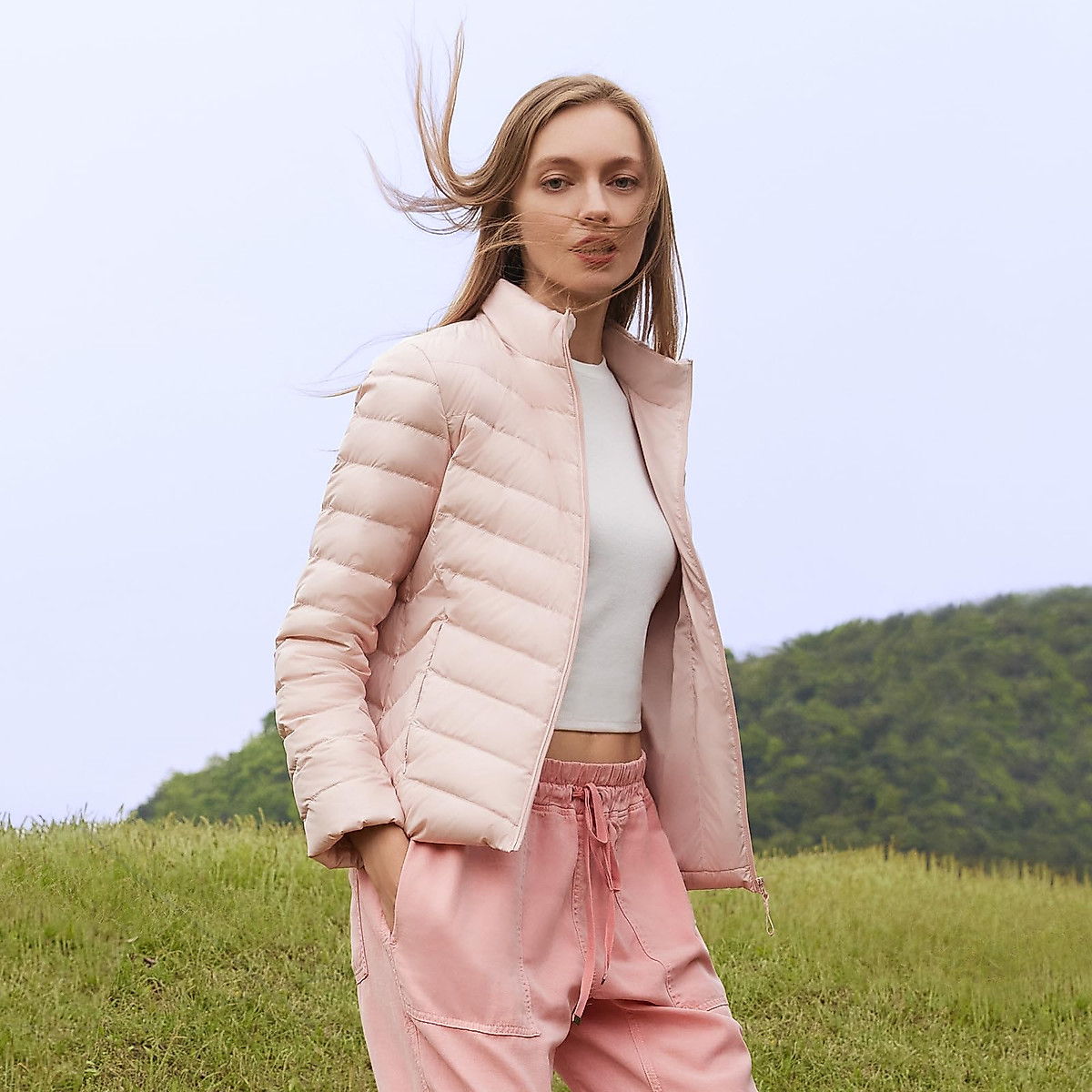 BOSIDENG Lightweight Women's Down Jacket Portable Water-Resistant Puffer Jacket Fall Coat with Stand Collar for Travel(Light Pink,XXL)