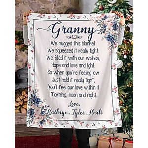 Personalized Granny Blanket with Grandkids Name, Custom Granny Blanket, Christmas Mothers Day Blanket Gift for Granny from Grandson Granddaughter Son Daughter, Blanket for Granny from Grandkids