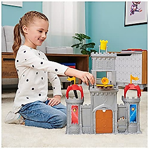 Paw Patrol, Rescue Knights Castle HQ Transforming 11-Piece Playset with Chase and Mini Dragon Draco Action Figures, Kids Toys for Ages 3 and up