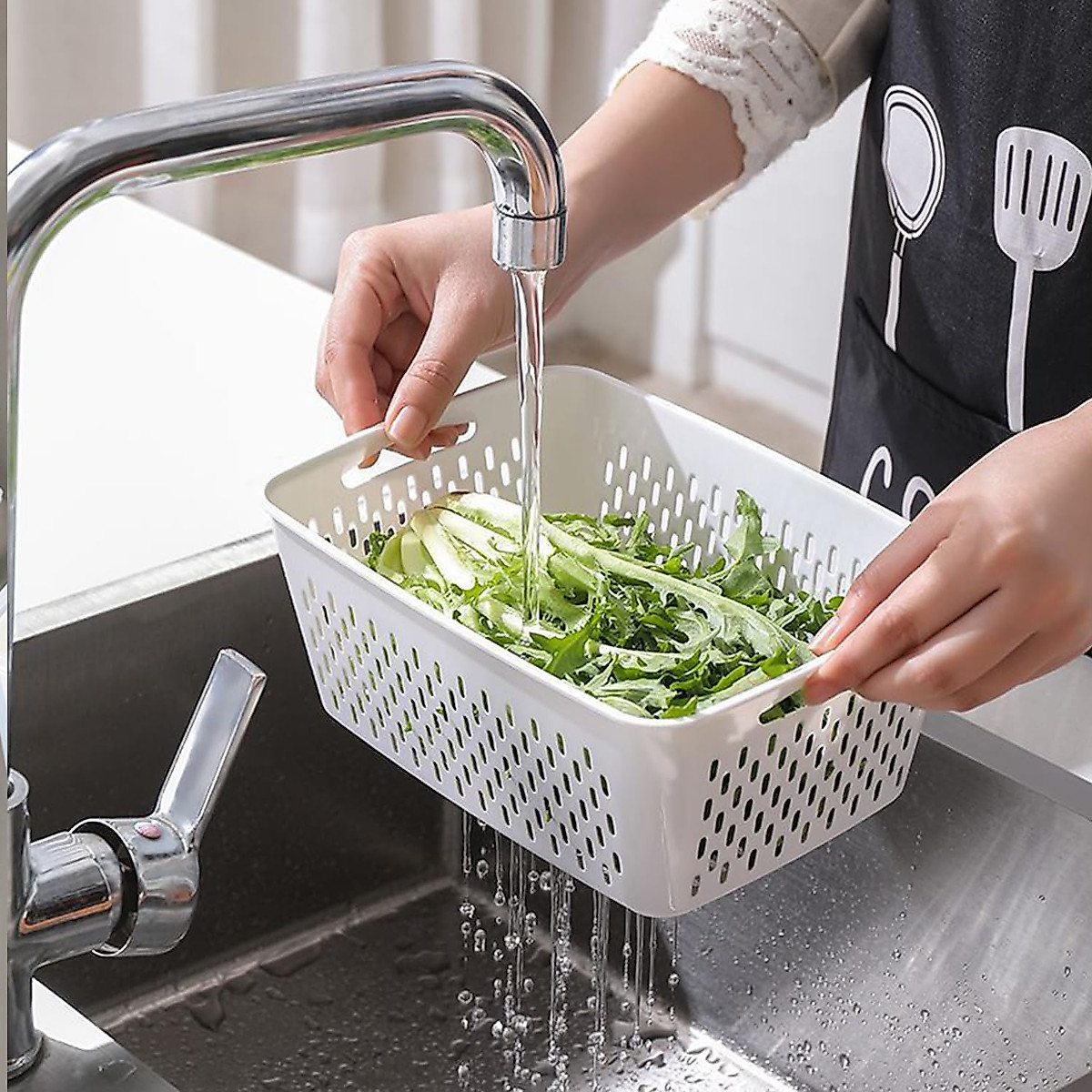 YIENOGO 4 Size Fruit Vegetable Storage Containers for Fridge with Colander and Lid Refrigerator Storage Containers Bins Organizer for Fruit Food Produce, White, YI-01F04