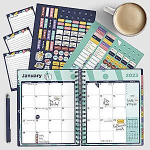 2023 Friends Deluxe Weekly/Monthly Planner
