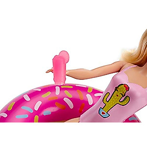 Barbie GHT20 Doll and Playset