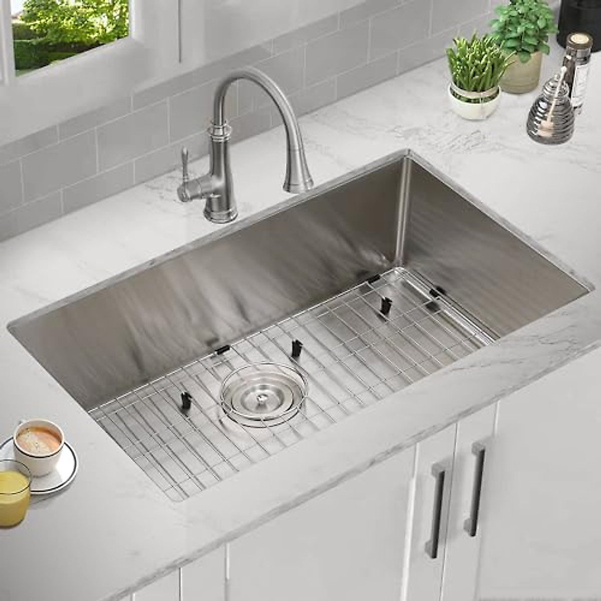 Undermount Kitchen Sink - VAWSS 26x18x10 Inch Kitchen Sink 16 Gauge Stainless Steel Single Bowl Sink with Strainer & Bottom Grid, Handmade Small Bar Sink, Undermount Kitchen Sink 26 inch