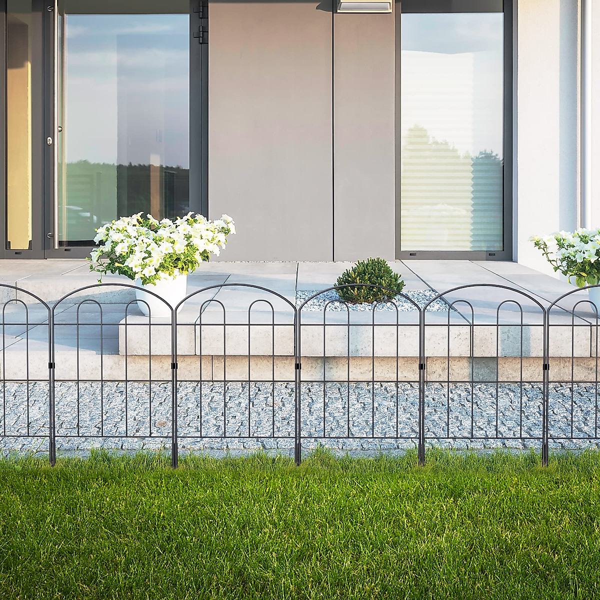 Decorative Garden Fence Outdoor 24in x 10ft Coated Metal RustProof Landscape Wrought Iron Wire Border Folding Patio Fences Flower Bed Fencing Animal Barrier Section Panels Decor