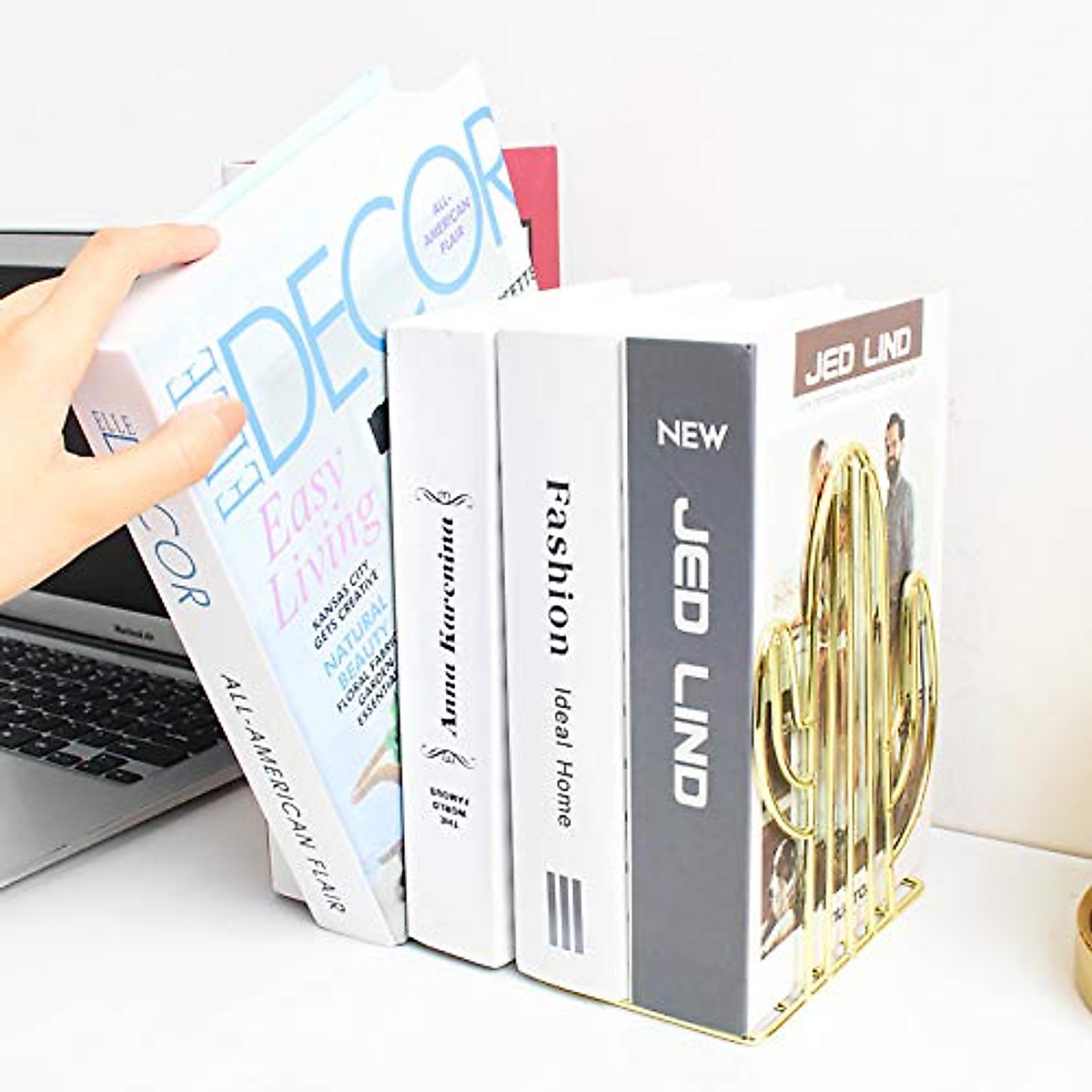 Agirlgle Bookends Metal Book Ends Heavy Duty Modern Decorative Cactus Bookend Bookshelf Decor for Home Bedroom Library Office School Book Display Desktop Organizer Decorative for Adults & Kids Gift