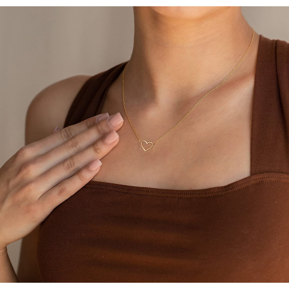 Awvialy Cute Heart Necklaces for Women 14k Gold Plated Minimalist Open Heart Necklace Dainty Gold Heart Necklace Tiny Gold Pendant Necklace Simple Gold Choker Necklaces Trendy Gold Jewelry for Women