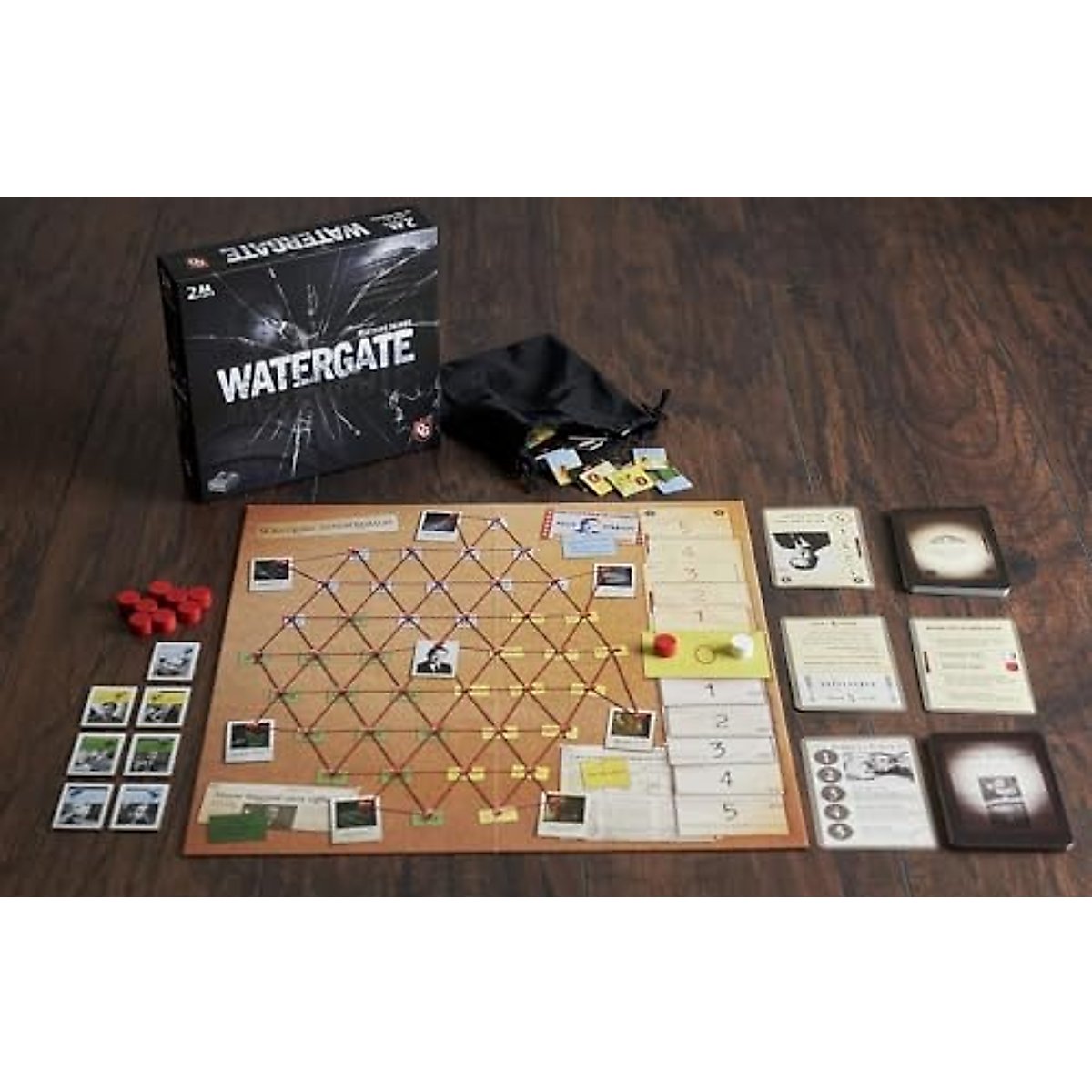 Capstone Games: Watergate, Strategy Board Game, History of Watergate Included with Game, 2-Player Game of The Year 2019, Ages 12 and Up, Cover Color May Vary