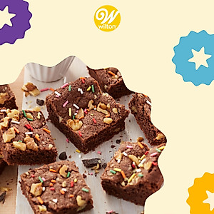 Wilton Recipe Right Non-Stick 9-Inch Square Baking Pan with Lid, Set of 2