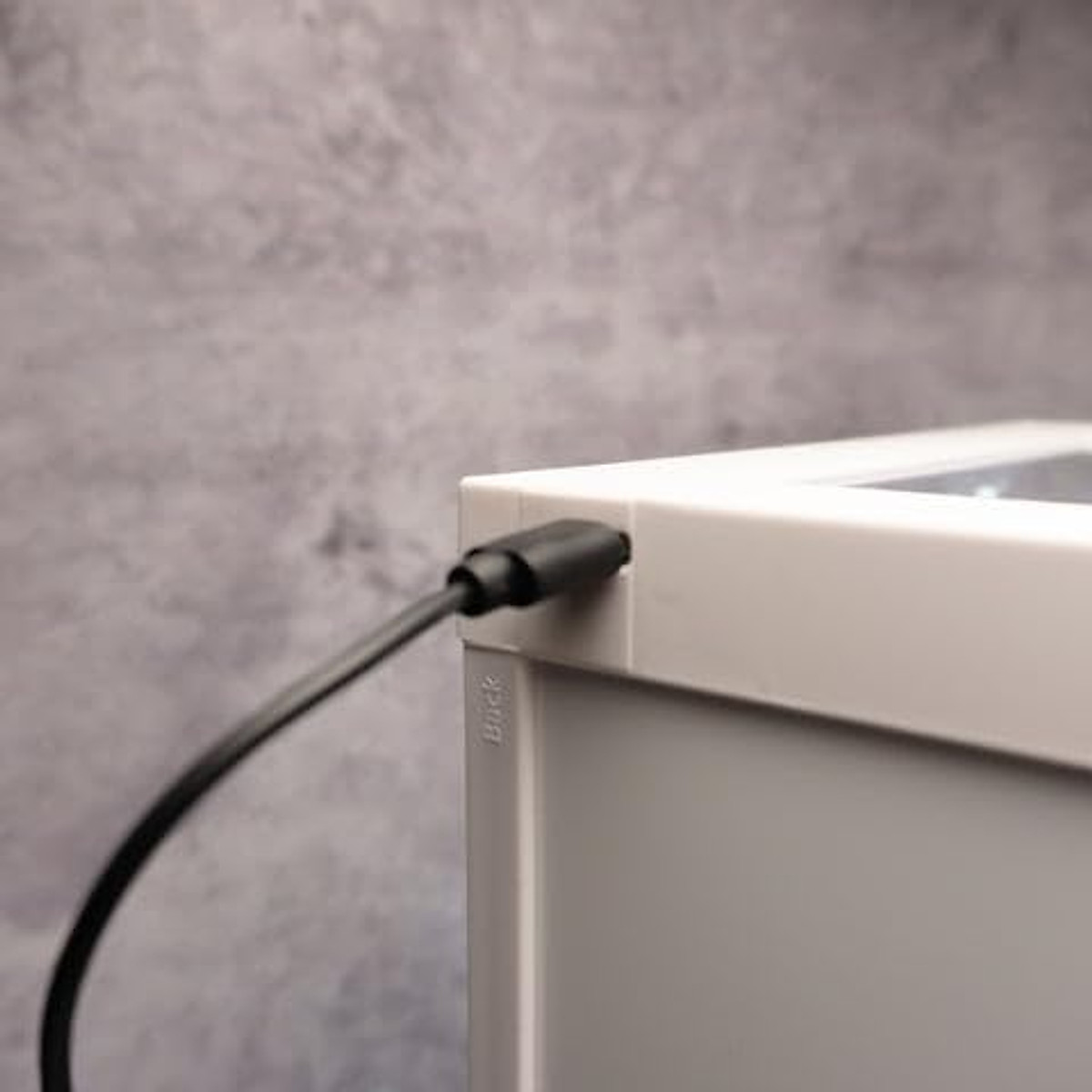 White Collectible Display Show Case Illumicase+ with LED Lights & Mirror Base & Back for 1/64 1/43 1/32 1/24 1/18 Scale Models by Illumibox MJ7710 MW