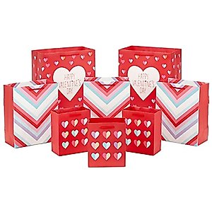 Hallmark Valentine's Day Assorted Size Gift Bags (8 Bags: 3 Small 6", 3 Medium 9", 2 Large 13") Hearts and Stripes
