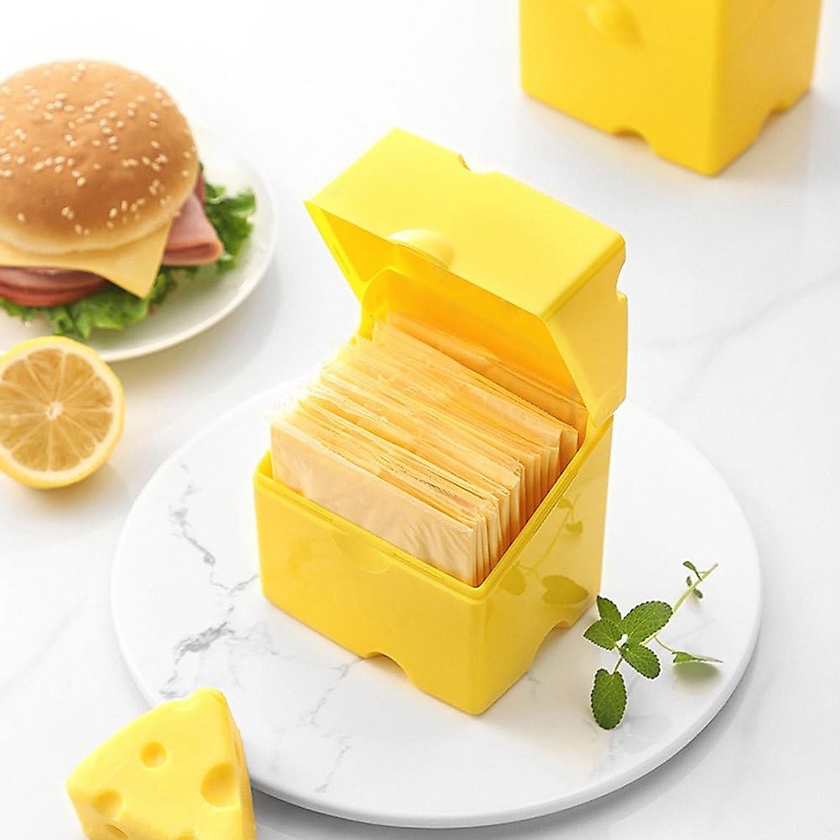 IMIKEYA Sliced Cheese Storage Container, Cute Butter Block Fridge Refrigerator Bacon Container Cheese Keeper Slice Holder Airtight Cheese Box with Flip Lid for Kitchen