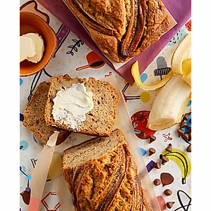 Kitchen Chemistry: A food science cookbook (American Girl® Activities)