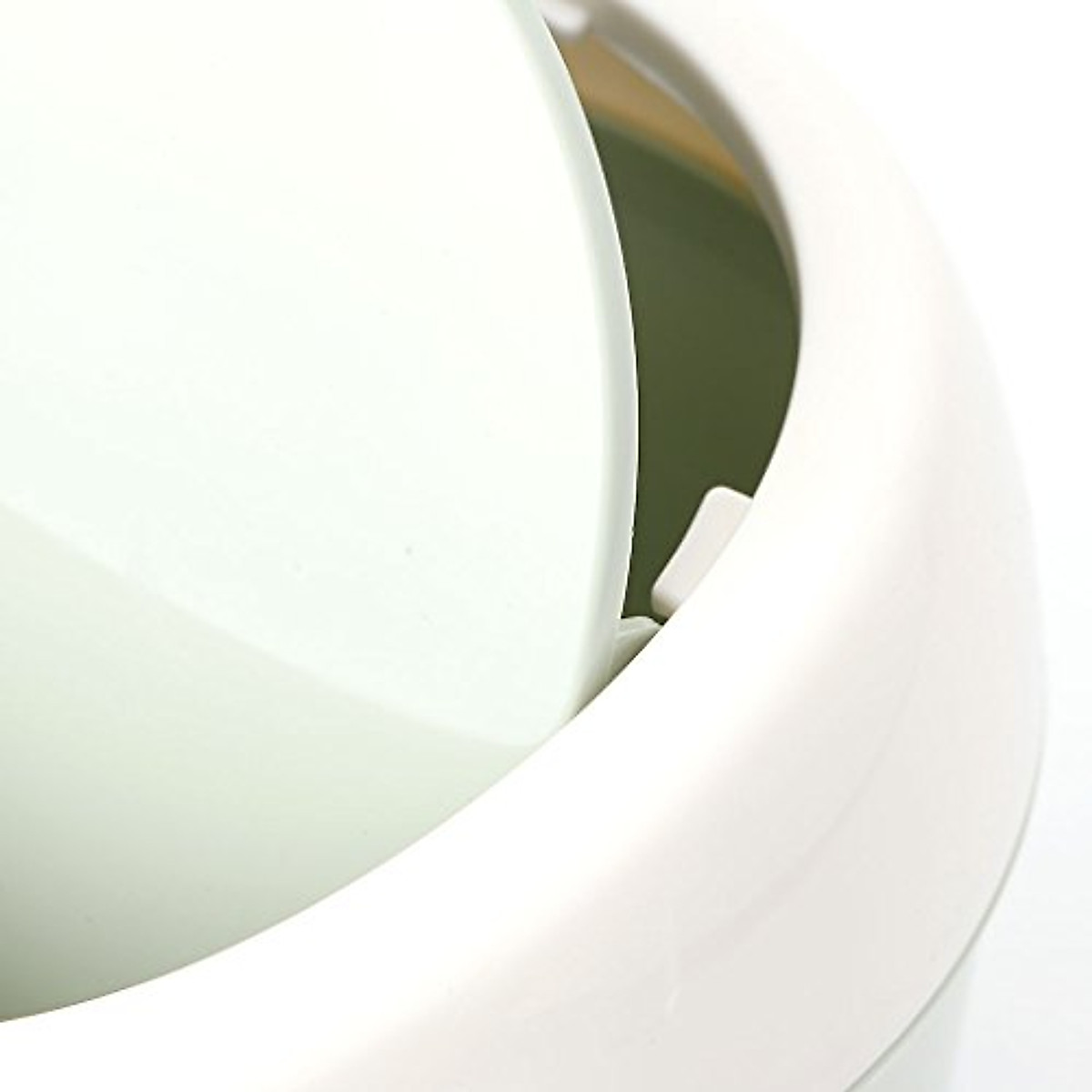 Beerty Mini Desktop Garbage Can Waste Basket Lightweight Trash Can with Lid Dustbin Container Box for Home Office Kitchen(Green)