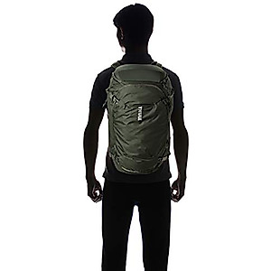 Thule Landmark 70L Travel Pack, Dark Forest