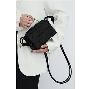 Woven Crossbody Bags For Women, Small Handmade Purse Clutch Shoulderbag Handbag, Zipper Closure (Black)