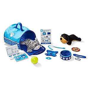 Melissa & Doug Tote & Tour Pet Travel Play Set with 2 Plush Stuffed Animals (15 pcs)