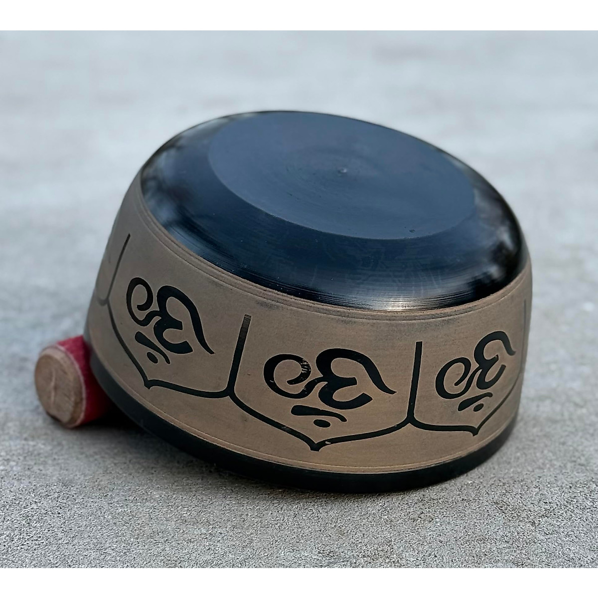 DharmaObjects Yoga Meditation 6 Inches OM Mantra Singing Bowl/Pad/Mallet Gift Set (Black)