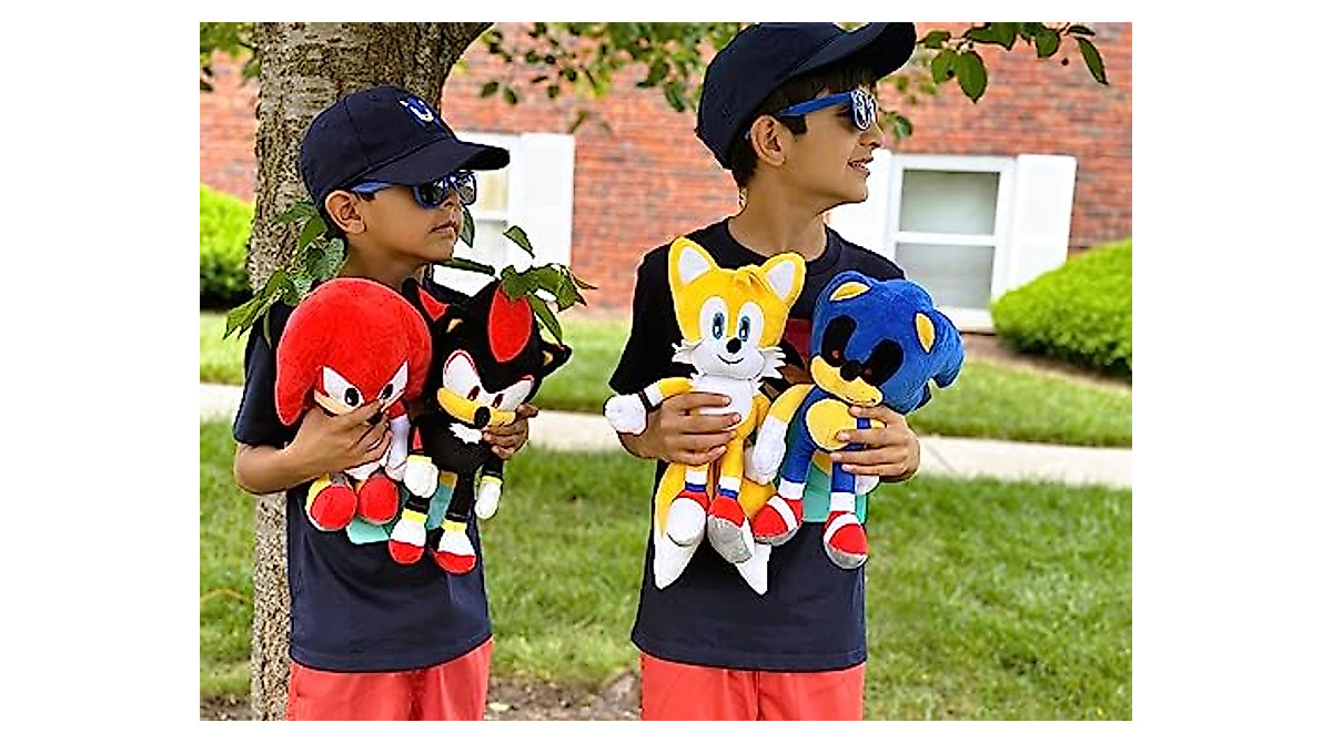 Adenzai 12-Inch Yellow Sonic Plush Action Figure Toy