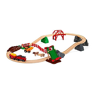 BRIO 33984 Animal Farm Set | Wooden Toy Train Set for Kids Age 3 and Up