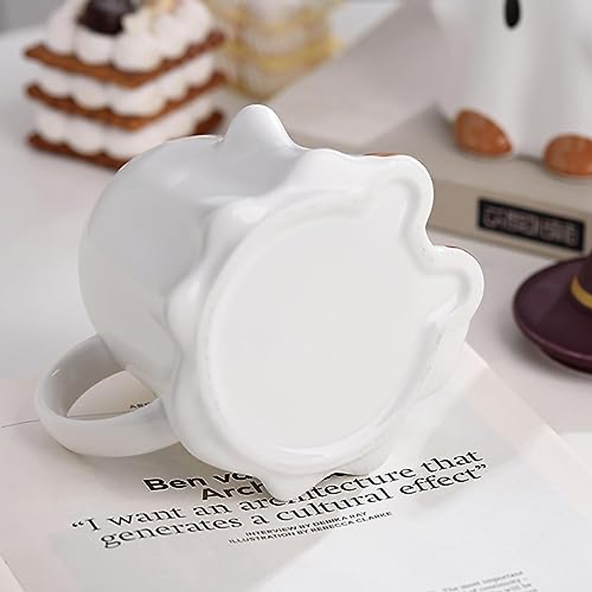 ALASSE Halloween Mug, Hat Ghost Drinking Cup, Spooky Mug, Cute Ceramic Ghost Mug with Lid, Novelty Coffee Mugs, White Coffee Mug Decor for Halloween Table Centerpieces, Mug for Child