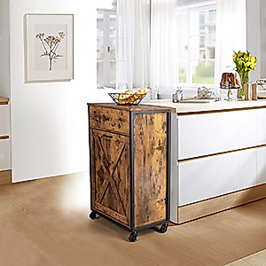 VINGLI Wood Tilt Out Trash Cabinet with Drawer, 10 Gallon Rustic Brown Trash Can Cabinet Tilt Out Barn Door Hidden Trash Can Kitchen Cabinet for Dinning Room, Living Room, Freestanding or Rolling