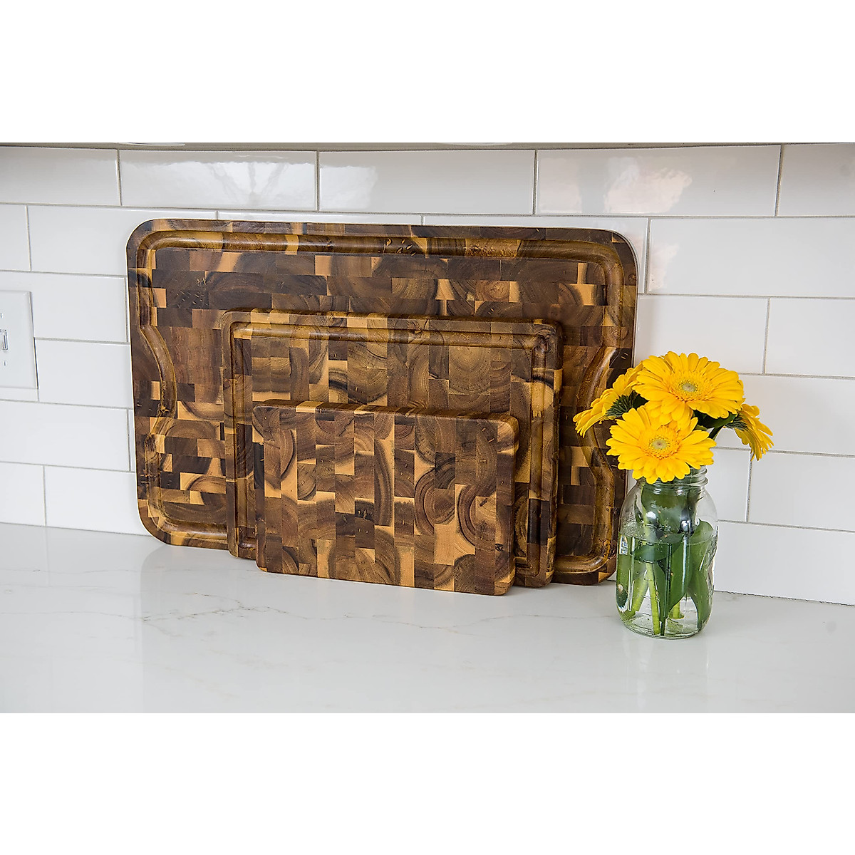 Lipper International 1290 Acacia End Grain Cutting Board with Cut-Out Handles for Cutting or Serving, 15 3/4" x 12" x 1 1/4"