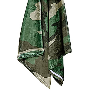 Camouflage Throw Blanket, Extra-Large Super-Soft Camo Blanket for Men, Women, Boys and Girls, Teens, Children, Lightweight Fleece Cammo Blanket (50in x 60in) Warm Plush and Cozy Throw for Bed or Couch