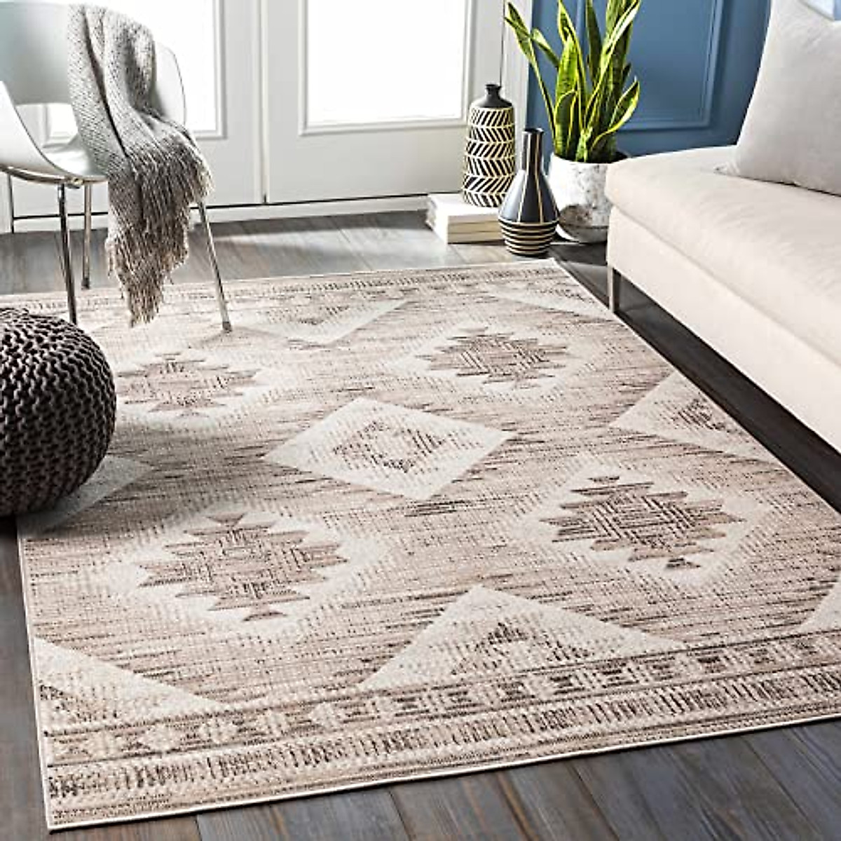 BoutiqueRugs Smoketown Traditional Area Rug - Tan, Black, White - 7'10" x 10'2"