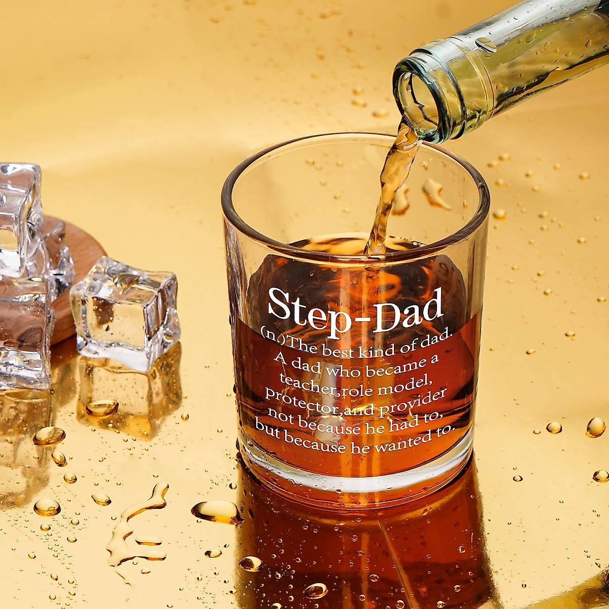 Futtumy Step-Dad Definition Whiskey Glass, Funny Stepdad Gifts for Men Stepdad Bonus Dad, Novelty Christmas Gift Father’s Day Gift Birthday Gift from Stepdaughter Stepson, Dad Old Fashioned Glass 10oz