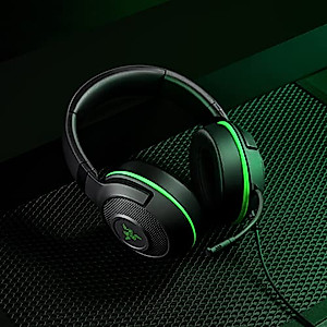 Razer Kraken X Ultralight Gaming Headset: 7.1 Surround Sound - Lightweight Aluminum Frame - Bendable Cardioid Microphone - for PC, PS4, PS5, Switch, Xbox One, Xbox Series X|S, Mobile - Green