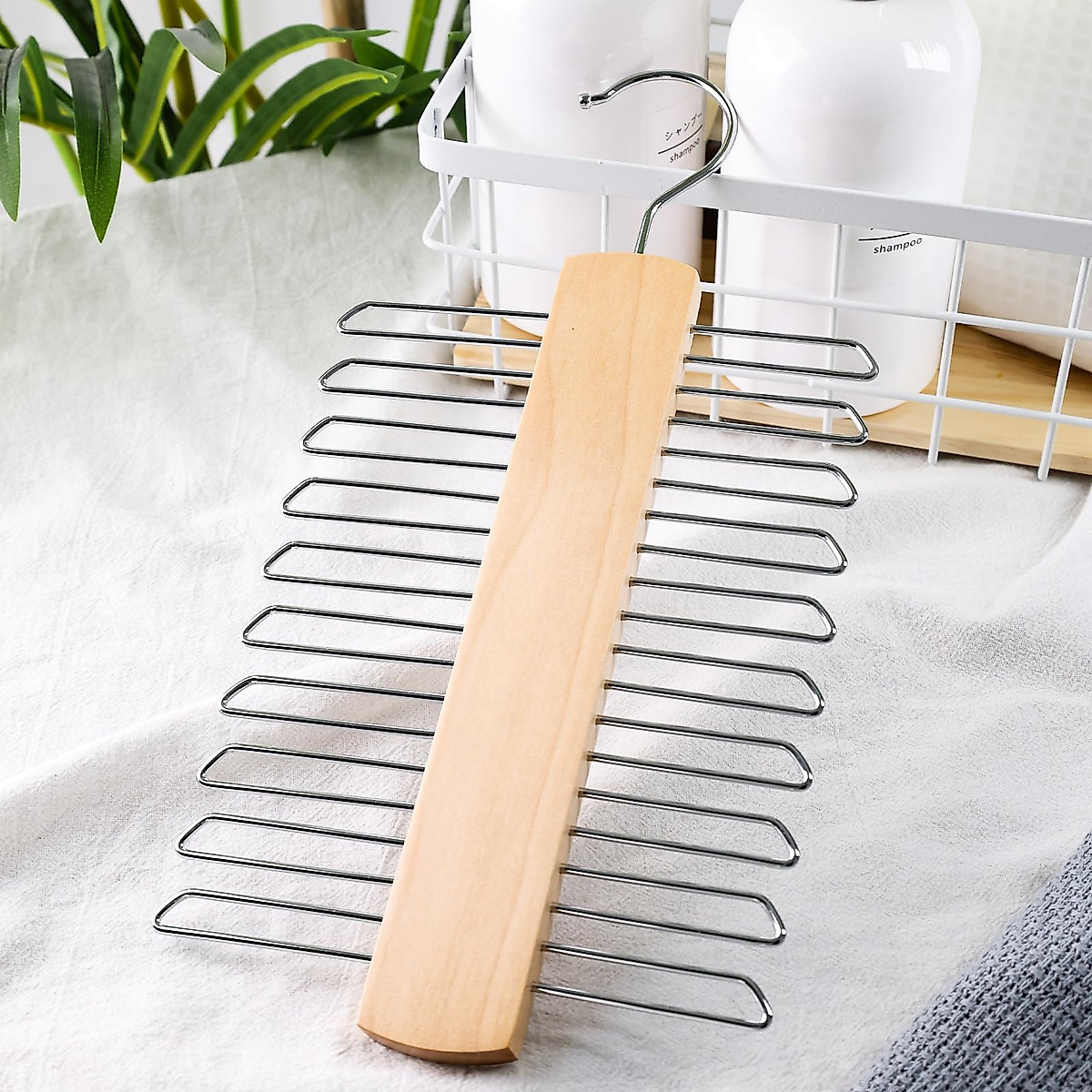 BigOtters Wooden Tie Hanger, Hanging Tie Holder Tie Organizer for Closet Tie Rack Necktie Belt Hanger 20 Hooks 360°Rotating for Scarf Belt
