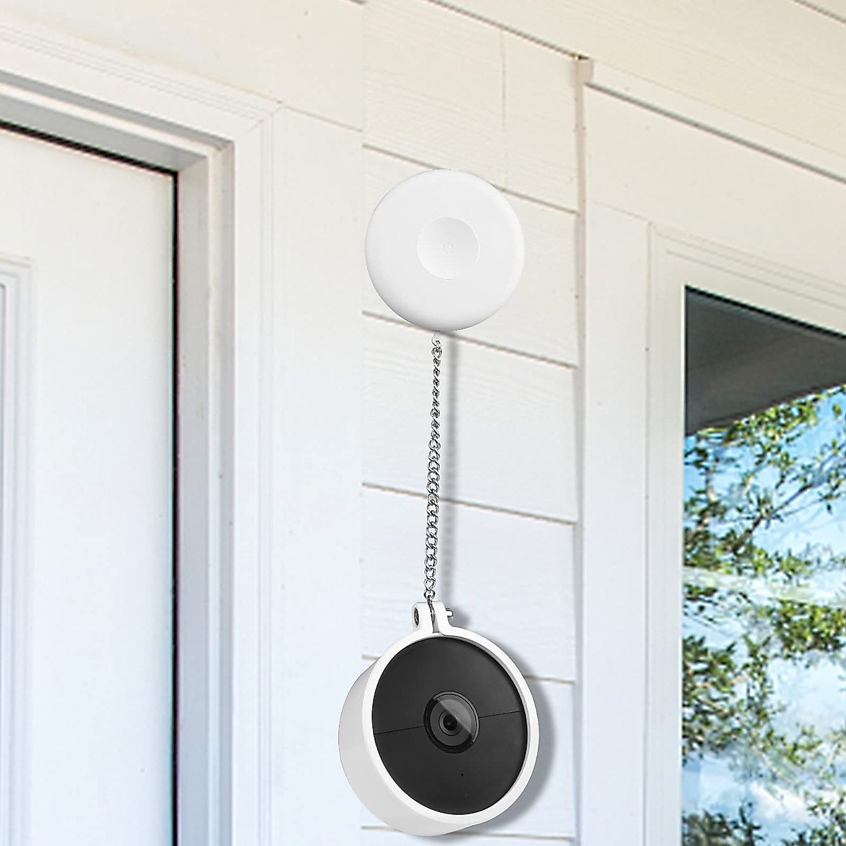 VOMENC Anti-Theft Chain Mount for Google Nest Cam Outdoor Camera, Only Compatible with Google Nest Cam Outdoor Security Camera Anti-Theft Case (1-Pack)