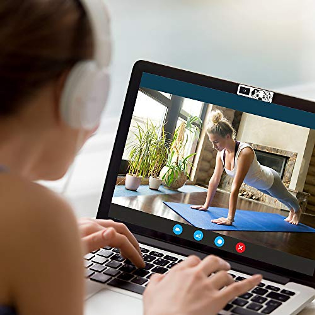 ERT GROUP Original and Officially Licensed by Disney Webcam Cover, Pattern Dalmatian 001, Privise Sliding Camera Cover for Laptop, Computer and Tablet, Security Products