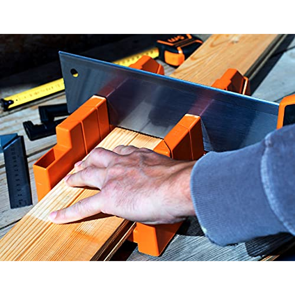 ACEgoes 12" Miter Box with Saw Included, Reinforced Steel Back Saw for Accurate Cutting, Preset 90 Degree 45 Degree 22.5 Degree and 0 Degree Cuts, 4-1/2in x 3in (width x Height) Cutting Capacity