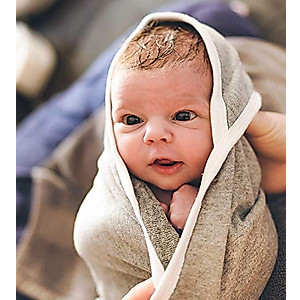 Burt's Bees Baby - Hooded Towels, Absorbent Knit Terry, Super Soft Single Ply, 100% Organic Cotton (Honey Bee/Grey, 2-Pack)