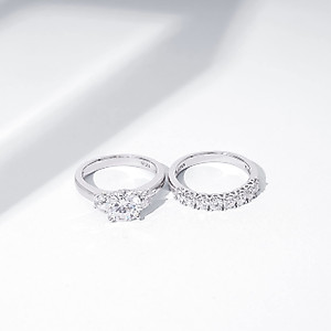 Amazon Essentials Sterling Silver Platinum Plated Infinite Elements Cubic Zirconia Three Stone Ring, Size 8 (previously Amazon Collection)