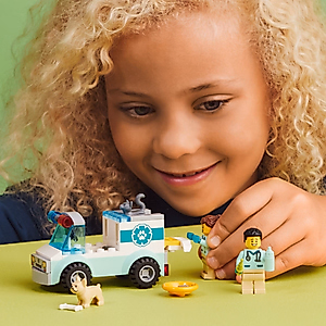 LEGO City Vet Van Rescue 60382, Toy Animal Ambulance, Learning Toy Playset for Kids 4 Plus Years Old with 2 Veterinary Minifigures, Dog & Cat Figures