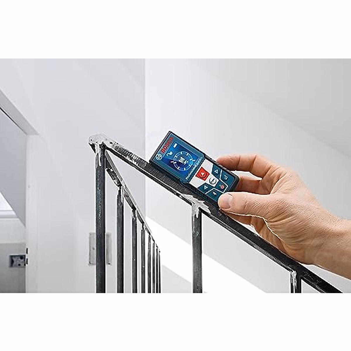BOSCH Blaze GLM50C Bluetooth Enabled 165ft Laser Distance Measure with Color Backlit Display