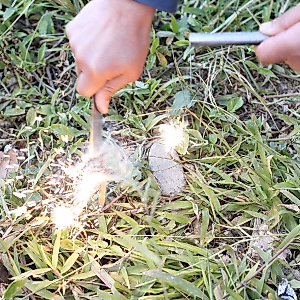 bayite 1/2 x 6 Inch Survival Drilled Flint Steel Fire Starter Ferrocerium Rod Kit with Striker-Pro Striker Paracord Landyard Handle Large