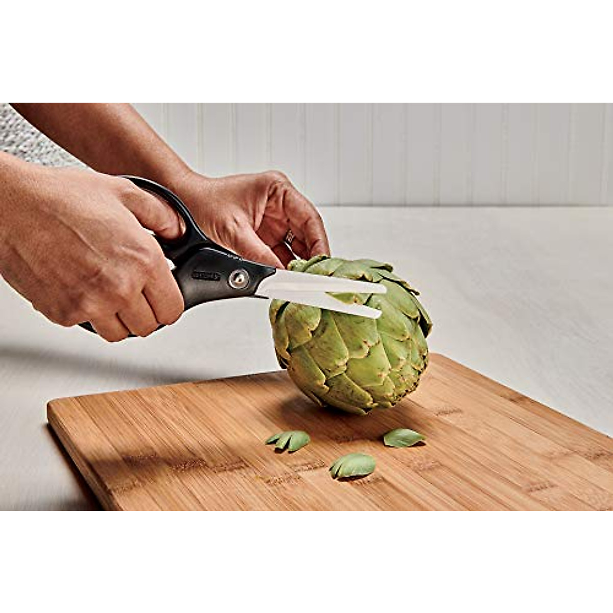 Kyocera Ceramic Scissors, Overall length 7.2" with 2.7" Long Blades, Black Handle With White Blades