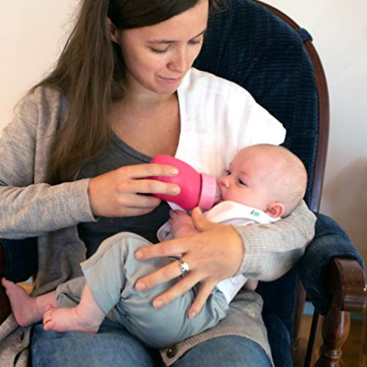 green sprouts Ware Baby Bottle Made from Plants and Glass, Angled Neck + Vented Nipple Prevent Colic, Made Without Petroleum-Plastic, BPA, BPS, BPF, Pink, 5 Oz